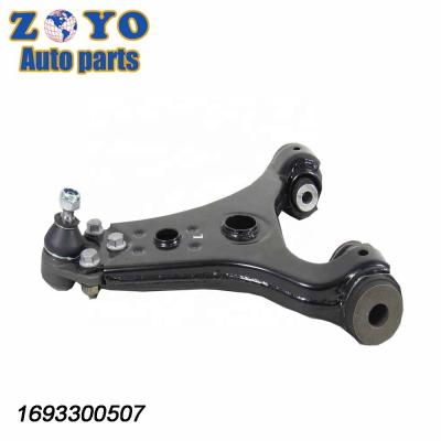 Cina Materiale resistente SPHC STEEL Braccio di controllo anteriore inferiore per Mercedes-Benz B200 2006-2011 in vendita