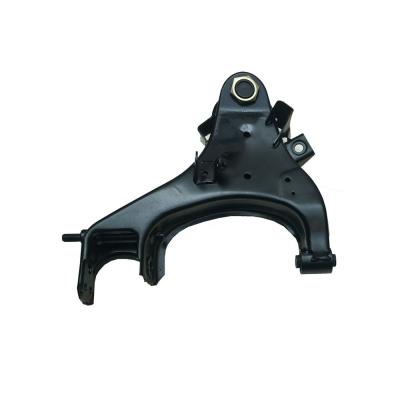 Cina 40Cr Ball Joint Nature Rubber Bushing Stamped Front Lower Control Arm per il pick up Nissan in vendita