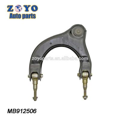 Cina Campione disponibile MB912505 MB912506 braccio di controllo inferiore per Mitsubishi Eclipse 1996-2004 in vendita