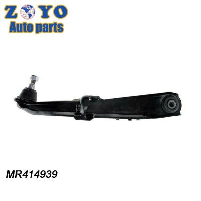China Nature Rubber Bushing Lower Control Arm Referência NO. CBM-2 Para Mitsubishi Shogun Pinin à venda