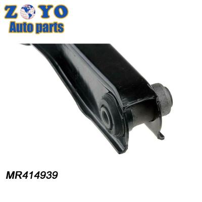 China Nature Rubber Bushing Lower Control Arm Referência NO. CBM-2 Para Mitsubishi Shogun Pinin à venda
