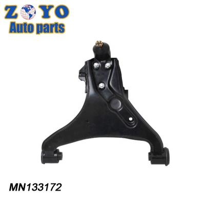Cina V9 W braccio di controllo inferiore anteriore destro per Mitsubishi Montero EUR Precision Engineered in vendita