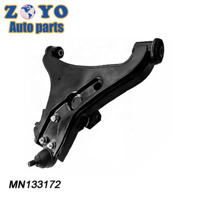 Cina V9 W braccio di controllo inferiore anteriore destro per Mitsubishi Montero EUR Precision Engineered in vendita