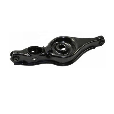 Cina Ricambi auto MITSUBISHI Black E-Coating Front Lower Control Arm per Outlander 2008 in vendita