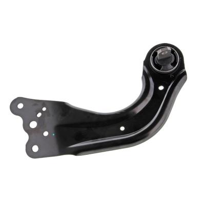 Cina Braccio di controllo in acciaio stampato per Mazda CX-5 13-19 posizione inferiore realizzato in acciaio SPHC in vendita