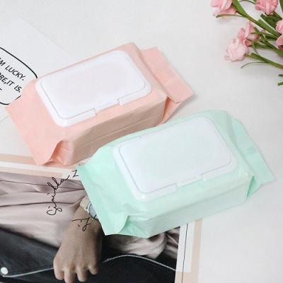 China PH Weakly Acidic Bamboo Baby Wet Wipes Chlorine Free No Preservatives for sale