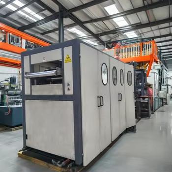 Cina Macchina di termoformatura in plastica completamente automatica per tazze usa e getta ad alta efficienza e risparmio energetico in vendita