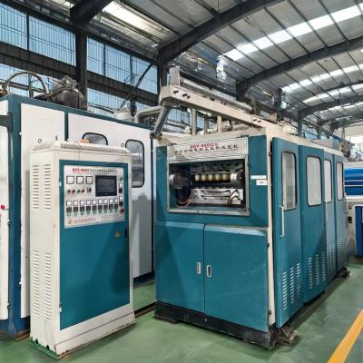 중국 커스터마이징 가능한 플라스틱 열형조각 기계 최대 형성 깊이 150mm 및 난방 전력 7.5KW 판매용