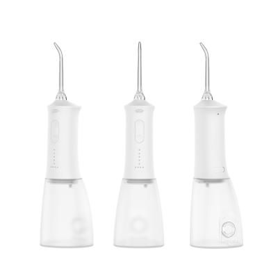 Cina 2000mAh Portable Cordless Rechargeable irrigatore orale elettrico dentale con 4 modalità 350ml grande serbatoio in vendita