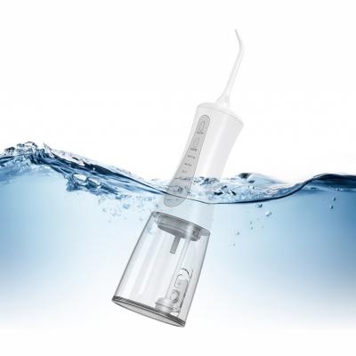 China Draagbare waterflosser IPX7 Waterdicht 1800mAh mondreiniging Te koop