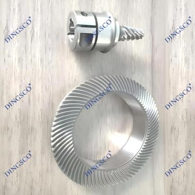 China Orthogonal 10:1 Ratio Reduction Gear with ISO 4-6 Grade Precision and HRC 58–62 Hardness for Industrial Applications for sale