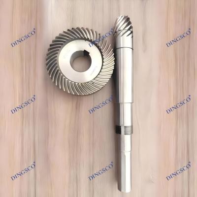 China Orthogonal Grinding Gear with ISO 4-6 Grade Accuracy and HRC 58-62 Hardness for 90° Intersecting Shaft Applications for sale