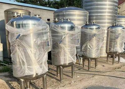 Cina Forma cilindrica Filtro dell'acqua in acciaio inossidabile Serbatoio di acqua addolcitore resistente alla corrosione in vendita