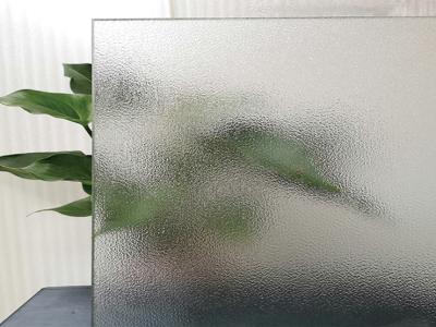 Cina Vetro smaltato in forme uniche per la decorazione artistica in vendita