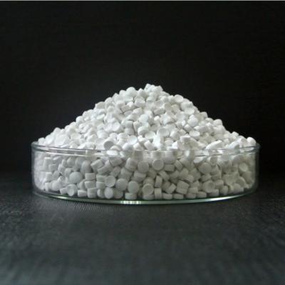 China Resistência à tração 12.5Mpa da isolação do composto de cabo do PVC da dureza 85A 1.5g/Cm3 à venda