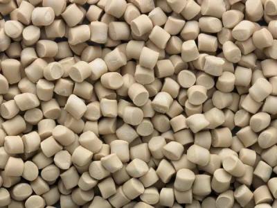 China 1.52g/Cm3 Soft Flame Retardant LS PVC Cable Compound Granules for sale