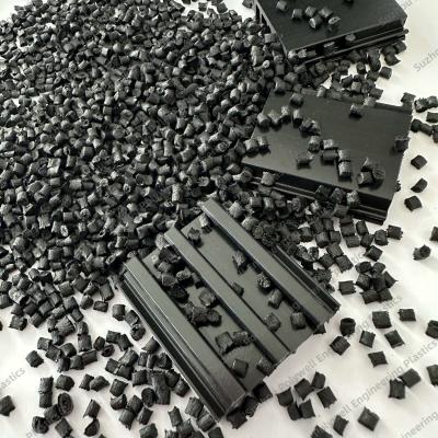 Cina Granuli di estrusione di plastica PA66 GF25 composti modificati in nylon per strisce a taglio termico in vendita