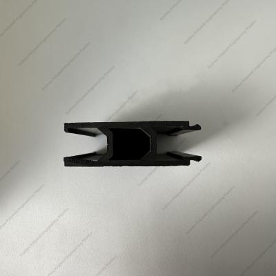Cina PA66 GF25 Materiale di plastica che produce fascia di separazione termica Profilo di isolamento acustico in vendita