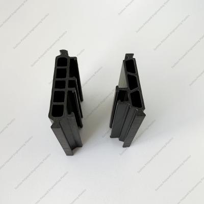 Cina Profilo d'espulsione nero della rottura di calore di CT Polyamide66 delle barre delle strisce PA66 per la rottura termica Windows in vendita