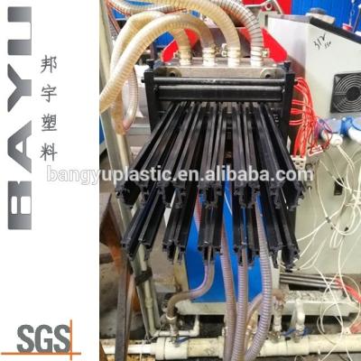 Cina PA66 GF25 Thermal Break Strips Extrusion Mold Used in Extruding Machine in vendita