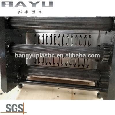Cina Injection Mold Put In Nylon Thermal Barrier Strip Extruding Machine in vendita
