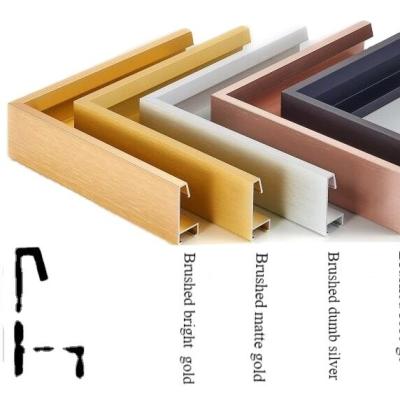 Cina Profili in lega di alluminio con rivestimento in oro brillante in vendita