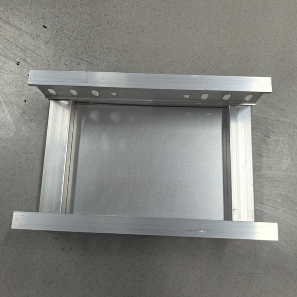 Quality 150mm Electromagnetic Suspended Cable Tray For Data Center Weatherproof for sale