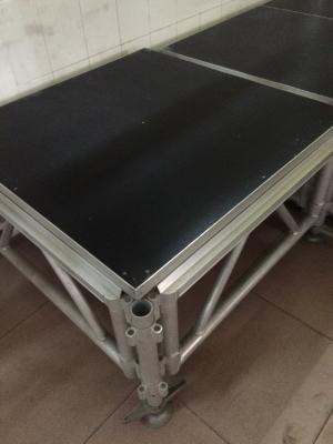 China 6082 - Des im Freien Aluminiumarbeitsbühne 1,22 x 1.22m Sperrholz-T6 mit Leiter zu verkaufen