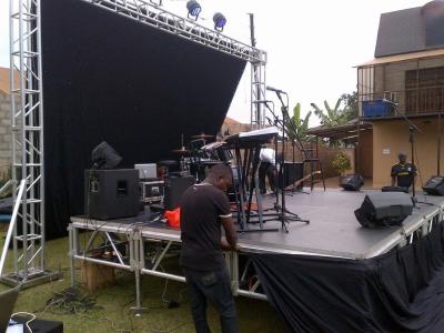 China 3 Level Adjustable Height 400KG Loading Capacity 4 X 8ft Anti-slip Waterproof Portable Stage Use in all kind of events for sale
