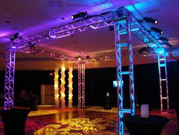 Quality 250*250 MM Screw  Trade  Aluminum Square Truss For Exhibition Booth for sale