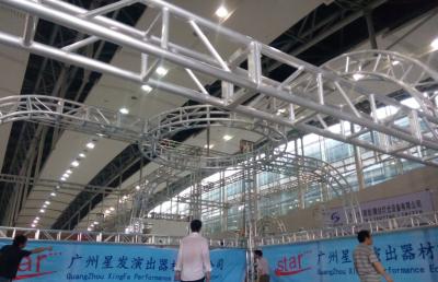 China Cirkel de Verlichtingsbundel van de aluminiumschroef voor Tentoonstelling op Bundelbovenkant Te koop