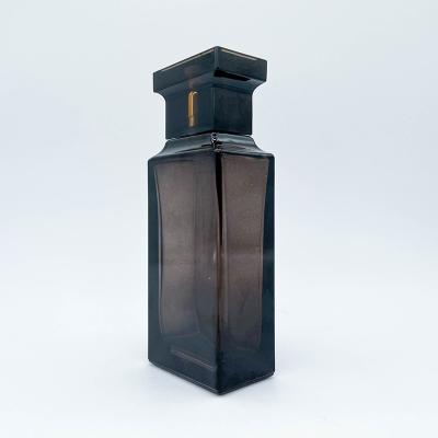 Cina 50ml 1oz 2oz Perfume Spray Bottles Aluminum Plating Cap Oem Odm in vendita