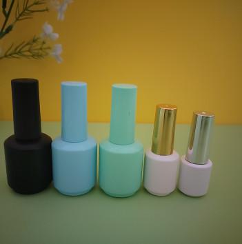 Cina Oem 10ml 15ml Mini Nail Polish Bottles Cosmetics Glass Uv Gel With Brush In Stock in vendita