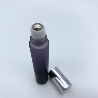 Cina Rotolo opaco di 2ml 3ml 5ml Mini Body Oil Essential Oil sul peso leggero delle bottiglie in vendita