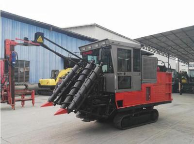 Cina Alta intera mietitrice efficiente della canna da zucchero dell'associazione del gambo 95.6kw con progettazione compatta in vendita