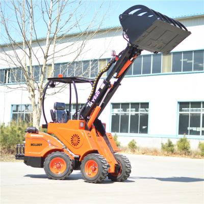 中国 耕作馬12.5Kw 10のKm/Hの小さい庭のトラクターの積込み機 販売のため