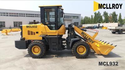 Cina Gomma di gomma del cambio dello scarico automatico di Mini Wheel Loader Zl 932 Rate Load 1800kg in vendita