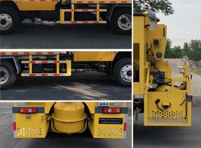 Cina Camion di manutenzione stradale professionale con dispositivo dedicato e protezione laterale in vendita
