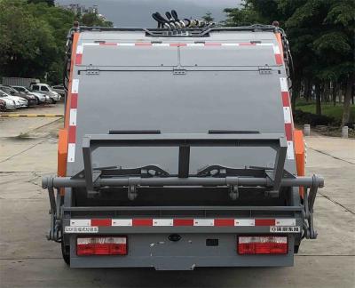 Cina Caricatore posteriore Dongfeng con camion di compressione idraulica in vendita