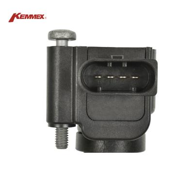 Cina KEMMEX UF760 94660210403 bobina di accensione a scintilla per Porsche 94660210401 94660210402 946 602 104 00 3.0s 2014 in vendita