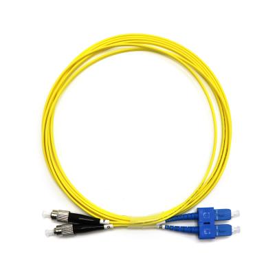 China Fc a Pvc/a Lszh Jumper Fiber Optic Patch Cord a una cara del Sc 2m m 3m m en venta