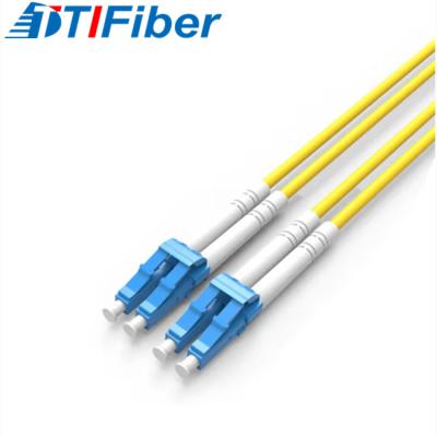 China cable de fibra monomodo dúplex LC/UPC-LC/UPC del cordón de remiendo de la fibra óptica de 2.0m m 3.0m m en venta