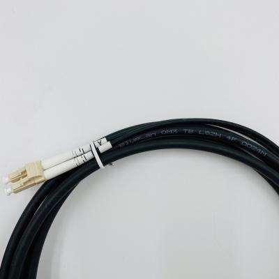 China Cordón de remiendo de la fibra óptica de OM1 OM2 OM3 OM4 IP67 1300nm impermeable en venta