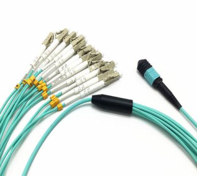China MPO al duplex óptico 12F 24F del cordón de remiendo de la fibra del LC OM3 OM4 el 1M LSZH en venta