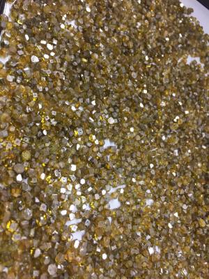 Cina MCD Mono cristallino diamante dodecaedro / torre a forma di diamante giallo grezzo in vendita