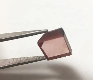 China Rough Lab Grown Diamond Jewelry 5mm - 10mm Pink CVD Diamond for sale