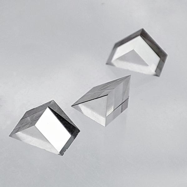 Quality Prism CVD Diamonds | Optical-Grade CVD Single Crystal Trigonal Diamond for sale
