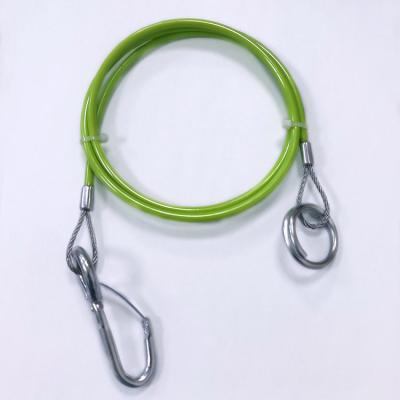 Cina Il nylon ha ricoperto il cavo metallico variopinto di acciaio inossidabile di 4mm d'occhielli e gancio della sicurezza in vendita