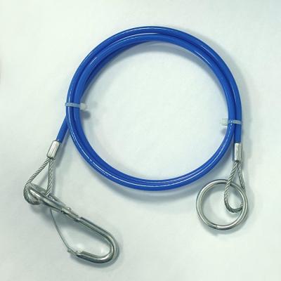 Cina Il nylon ha ricoperto il cavo metallico variopinto di acciaio inossidabile di 4mm d'occhielli e gancio della sicurezza in vendita