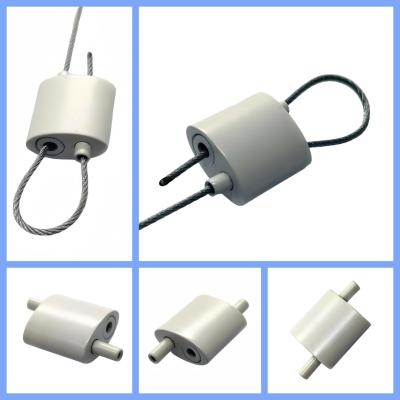 China Double Side End Exit Cable Looping Gripper with 15*15*8.5MM Size and 100N Break Load for 0.8-1.0MM Wire Rope for sale